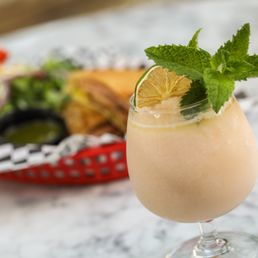 PIGNIC PUB & PATIO - Updated July 2025 - 672 Photos & 268 Reviews - 235 ...