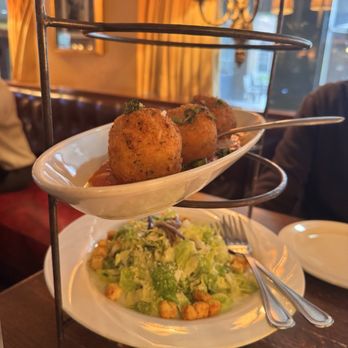 CARLUCCI ROSEMONT - Updated September 2025 - 384 Photos & 484 Reviews ...