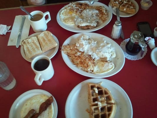 KOZY CORNER CAFE - CLOSED - 10137 Main St, Bothell, Washington - 56 ...