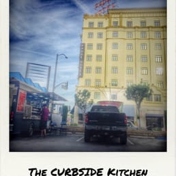 THE CURBSIDE KITCHEN - Updated May 2025 - 109 Photos & 90 Reviews ...