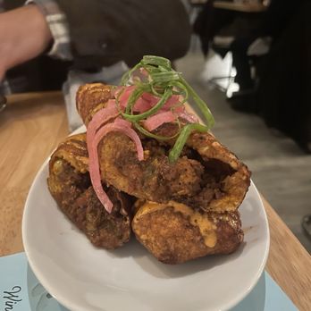 LENOX - Updated December 2025 - 228 Photos & 85 Reviews - 2510 1st Ave ...