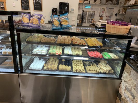 FRATELLI’S PASTRY SHOP - 31 Photos & 32 Reviews - 1 Washington St ...