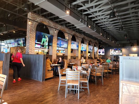 WALK-ON’S SPORTS BISTREAUX - HUNTSVILLE, AL - Updated January 2026 ...