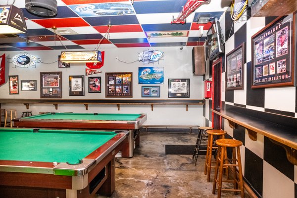 HALFTIME SPORTS SALOON - Updated December 2025 - 22 Photos & 26 Reviews ...