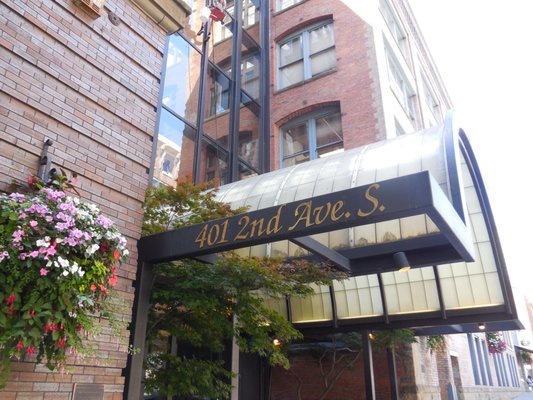 COURT IN THE SQUARE - Updated January 2026 - 10 Photos - 401 2nd Ave S ...