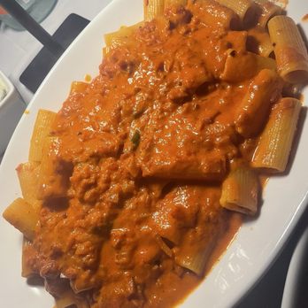 388 ITALIAN - Updated January 2026 - 66 Photos & 98 Reviews - 3360 N ...