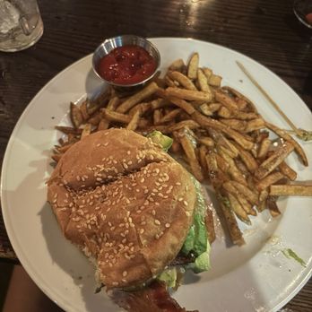 JM CURLEY - Updated December 2024 - 559 Photos & 903 Reviews - 21 ...