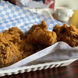 Best Fried Chicken Restaurants Near Me - September 2025: Find Nearby ...