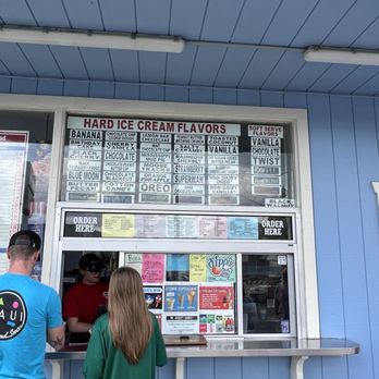 COUNTRY CONES - Updated August 2025 - 18 Photos & 18 Reviews - 4219 ...