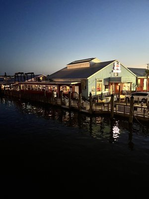 PINCHERS - TIN CITY - 880 Photos & 727 Reviews - 1200 5th Ave S, Naples ...