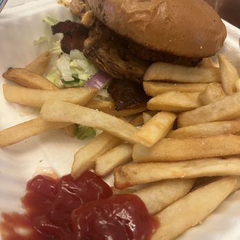 THE SHOALS SHACK - Updated July 2025 - 44 Photos & 42 Reviews - 4675 Co ...