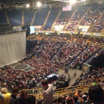 MCKENZIE ARENA - Updated April 2025 - 11 Photos - 720 E 4th St ...