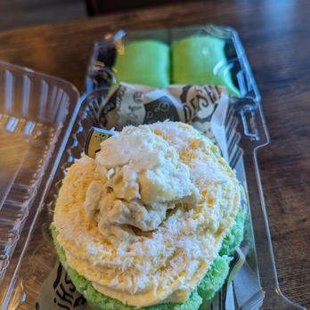 DZUI’S CAKES & DESSERTS - Updated June 2024 - 1515 Photos & 379 Reviews ...