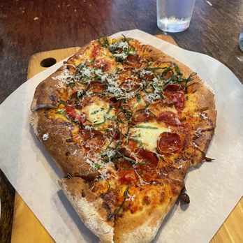 FIVE RESTAURANT BISTRO - Updated July 2024 - 374 Photos & 508 Reviews ...