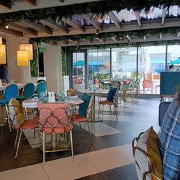 GARNI CAFE - Updated May 2025 - 62 Photos & 14 Reviews - 6100 Wave ...