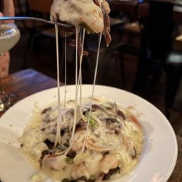 TURNTABLE LP BAR & KARAOKE - Updated May 2024 - 683 Photos & 402 ...