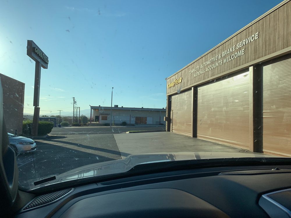 GOODYEAR AUTO SERVICE CENTER - 36 Reviews - 14596 7th St, Victorville ...
