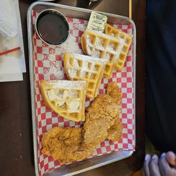 TOASTERZ CAFE - Updated September 2025 - 383 Photos & 463 Reviews ...