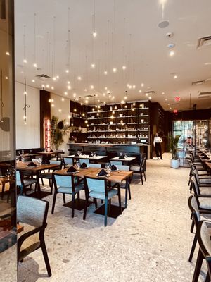 SERAY - Updated January 2026 - 206 Photos & 86 Reviews - 160 Maple Ave ...