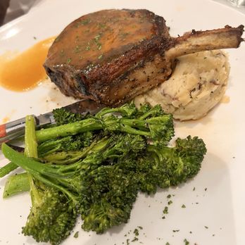 COMMONWEALTH - Updated December 2025 - 116 Photos & 50 Reviews - 11830 ...