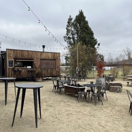 CLYDE’S CORNER - Updated October 2025 - 180 Photos & 156 Reviews - 4495 ...