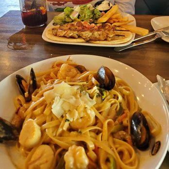 ACROPOLIS GREEK TAVERNA - Updated December 2025 - 421 Photos & 493 ...