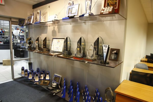 HENDRICK CHEVROLET - Updated December 2025 - 39 Photos & 120 Reviews ...