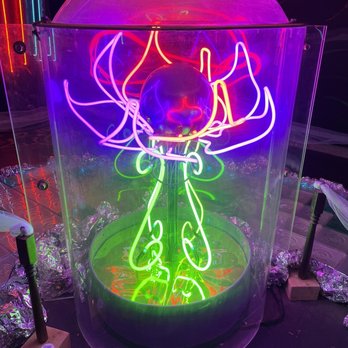 THE ARTOPIA EXPERIENCE - Updated June 2025 - 313 W Apache St, Phoenix ...