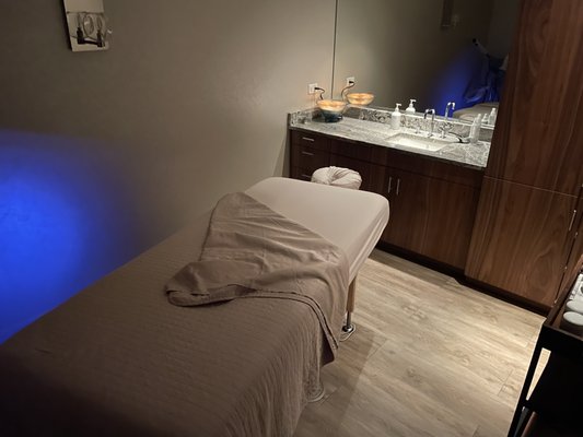 RELACHE SPA & SALON- GAYLORD ROCKIES RESORT & CONVENTION CENTER ...