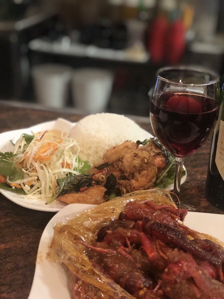 BISTRO SOUTHEAST - 388 Photos & 253 Reviews - Asian Fusion - 1824 S St ...