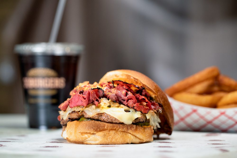 30 BURGERS - 198 Photos & 198 Reviews - 510 E St Georges Ave, Linden ...