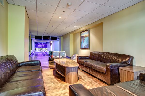 PINSTRIPES - Updated November 2024 - 974 Photos & 774 Reviews - 435 E ...