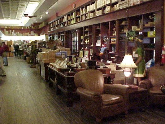 JR CIGAR OUTLET - SELMA - Updated May 2025 - 89 Photos & 82 Reviews ...