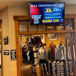 CB & POTTS - Updated June 2025 - 46 Photos & 84 Reviews - 1441 E ...