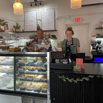 LE MERLE BAKERY - Updated August 2024 - 65 Photos & 45 Reviews ...