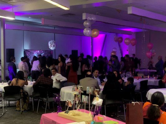 THE LONE TREE HUB - 45 Photos - 8827 Lone Tree Pkwy, Lone Tree ...