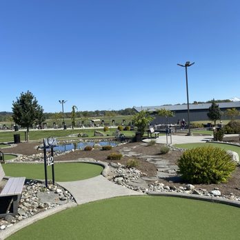 SNOHOMISH VALLEY GOLF CENTER - Updated August 2025 - 114 Photos & 98 ...
