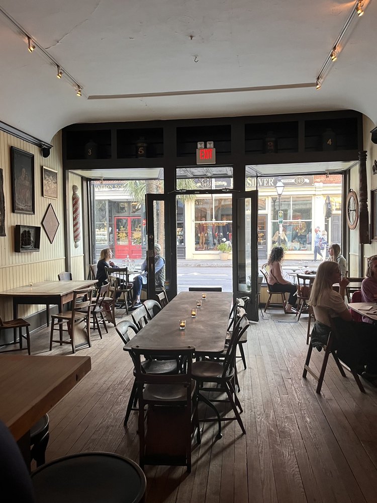 BIN 152 - Updated October 2025 - 165 Photos & 232 Reviews - 152 King St ...