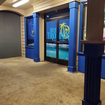 BLUE TROPIX BAR & GRILL - Updated December 2024 - 394 Photos & 192 ...