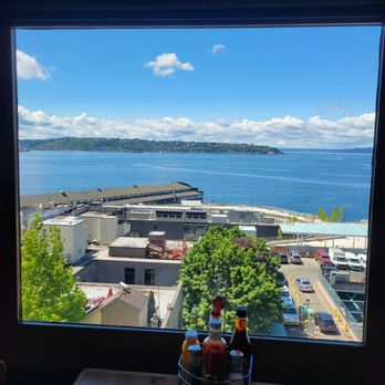 LOWELL’S RESTAURANT - Updated October 2024 - 2141 Photos & 1924 Reviews ...