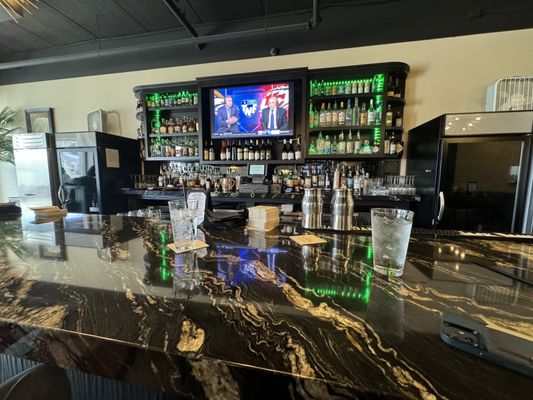 THE BACK DOOR LOUNGE - Updated August 2025 - 36 Photos & 39 Reviews ...