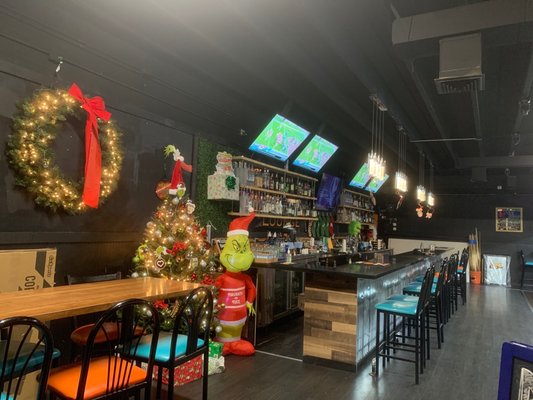 MIS-CUE LOUNGE Oakland Park, FL - Updated November 2024 - 35 Photos ...