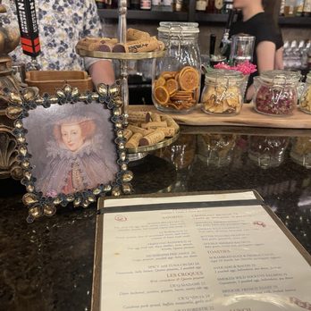 QUEENS BREAKFAST COCKTAILS - Updated July 2024 - 322 Photos & 204 ...