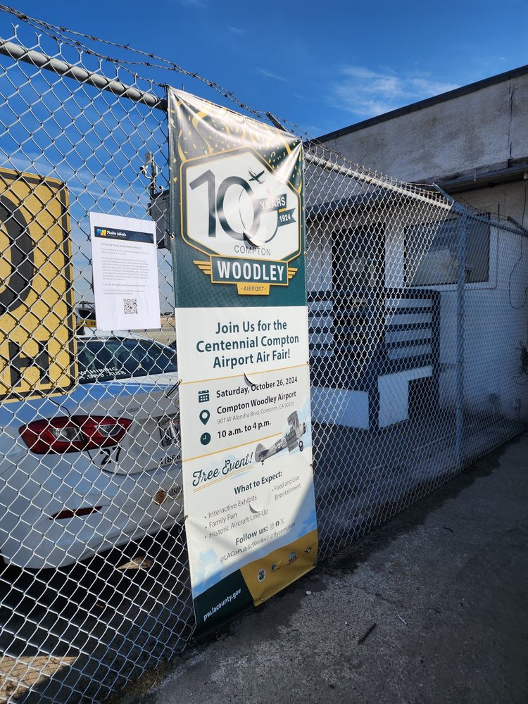 COMPTON/WOODLEY AIRPORT - Updated November 2025 - 38 Photos & 14 ...