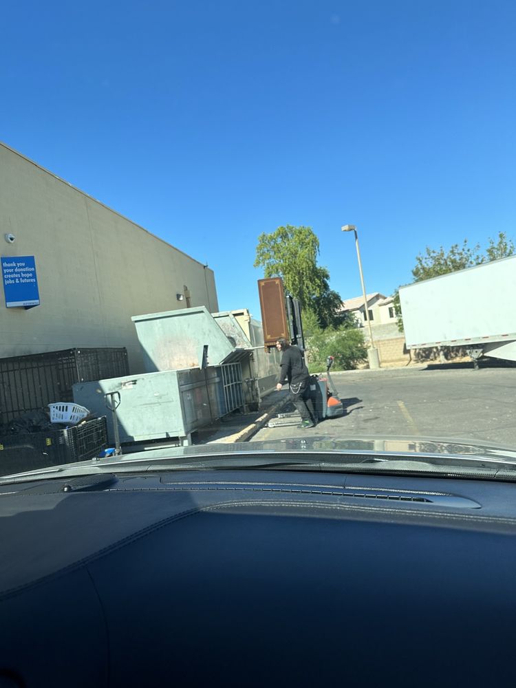 GOODWILL OF CENTRAL ARIZONA - Updated October 2025 - 18 Photos & 18 ...