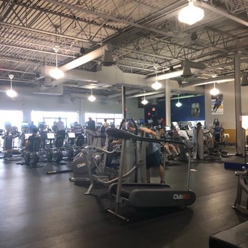 CLUB16 TREVOR LINDEN FITNESS - Updated December 2025 - 12 Photos & 12 ...