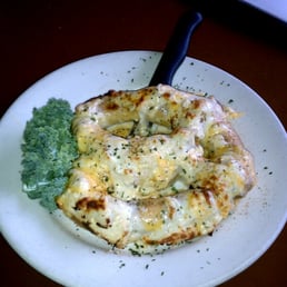 DELLIS’ RESTAURANT BAR & GRILL - Updated July 2025 - 84 Photos & 135 ...