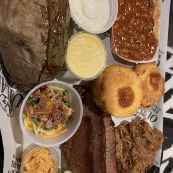 OUTLAW KITCHEN & CATERING - Updated October 2024 - 80 Photos & 89 ...