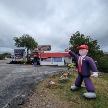 TRUMP STORE - Updated November 2024 - 13 Photos & 11 Reviews - 1910 W ...