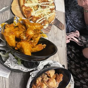 DAVID’S 716 BAR & GRILL - Updated July 2025 - 10 Photos & 15 Reviews ...